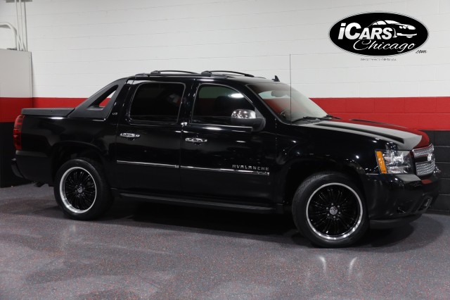 iCars Chicago - 2011 Chevrolet Avalanche LTZ 4WD 4dr Truck - Stock# ICC2934