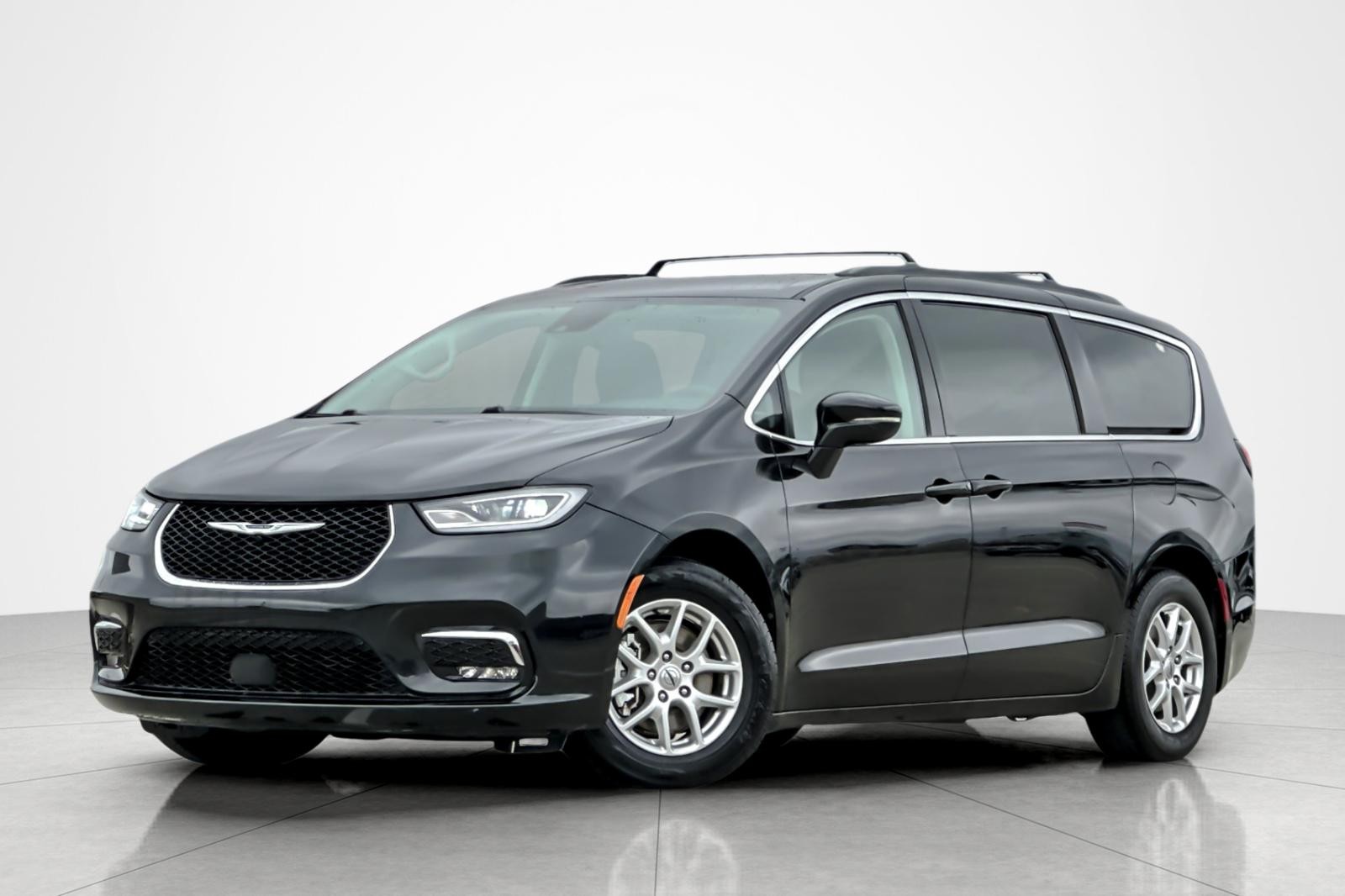 Pre-Owned 2022 Chrysler Pacifica Touring L Minivan/Van in Carson # ...