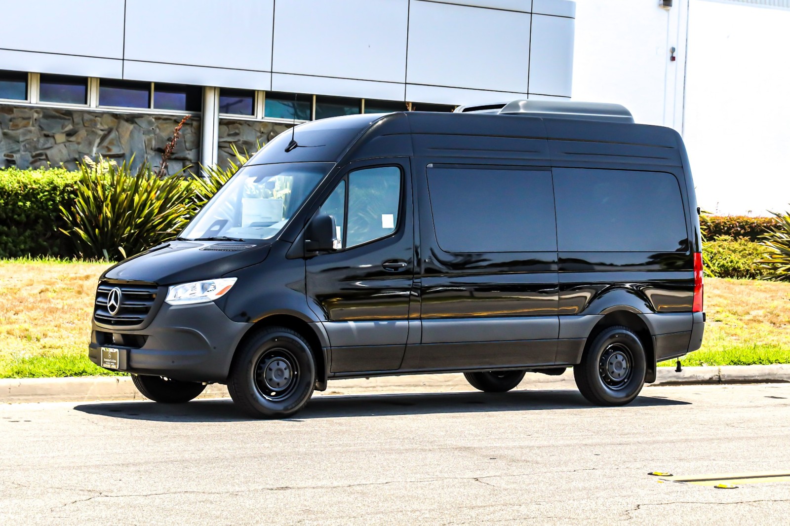 New 2025 Mercedes-Benz Sprinter Passenger Van Full-size Passenger Van ...