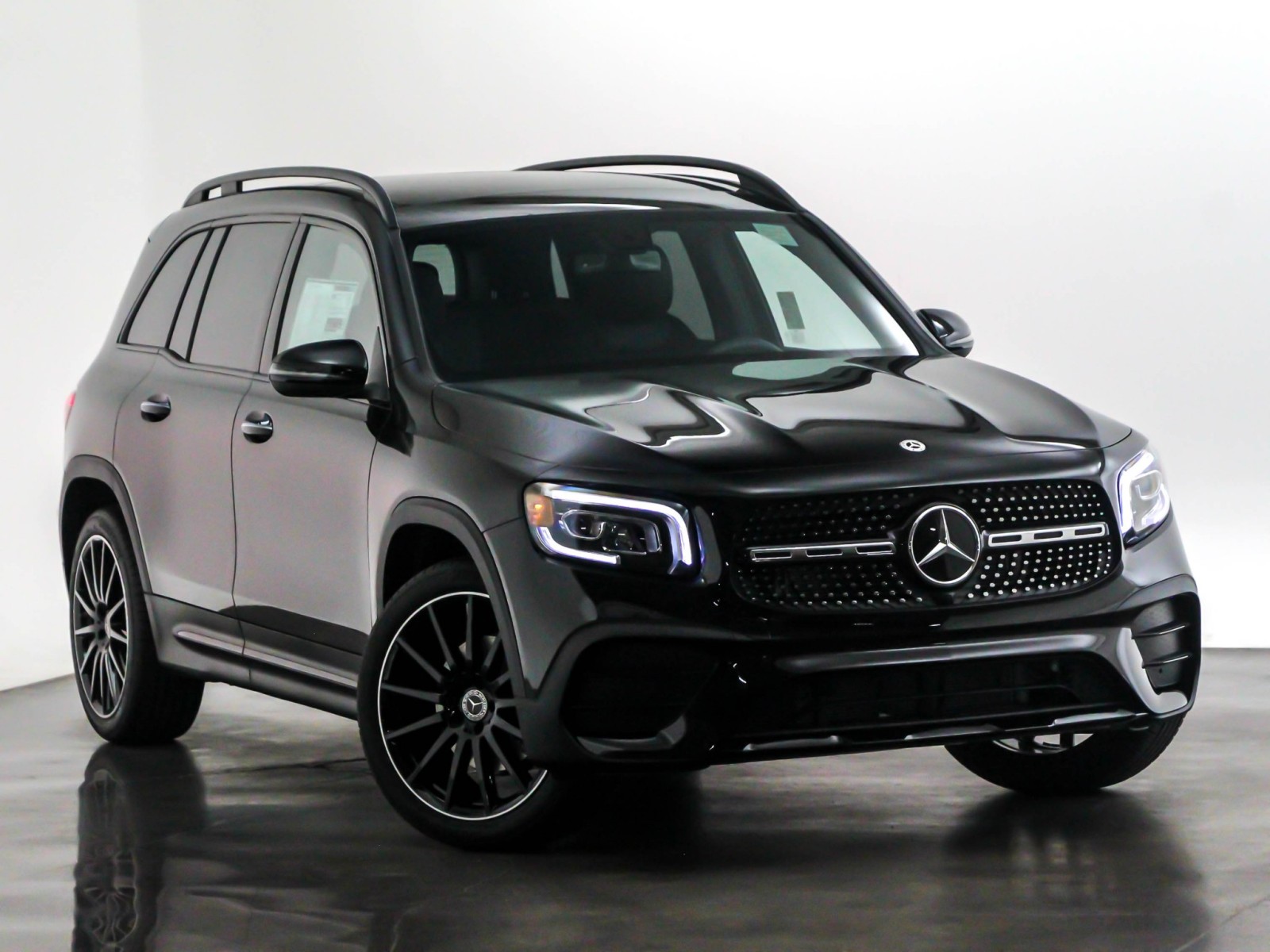 New 2021 Mercedes Benz GLB GLB 250 SUV In Newport Beach N160194 New 2021 Mercedes Benz GLB GLB 250 SUV In Newport Beach N160194