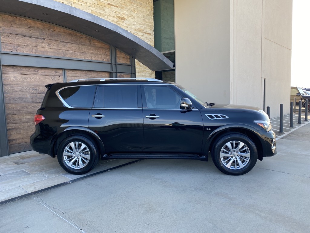 Pre-Owned 2017 INFINITI QX80 Rear Wheel Drive SUV
