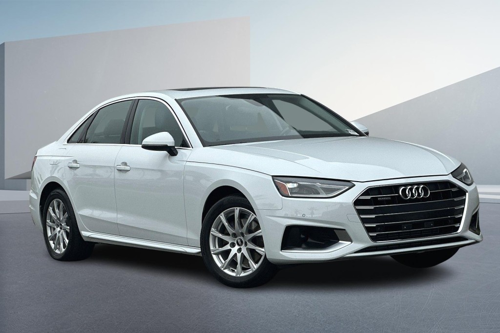 Audi A4 2022 White